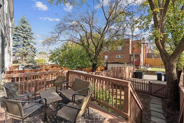 Renovated Dc Home W Parking! - Falls Church, VA