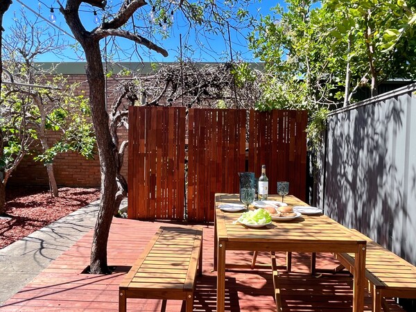 Retro House 3-bedrooms @St Peters. 2km To Cbd - Prospect