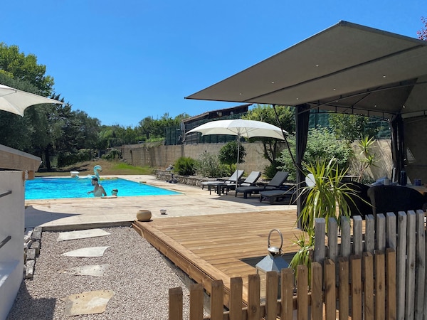Charming 3-bedroom House With Ac, Large Pool And Wifi In Brilliant Antibes - Antibes