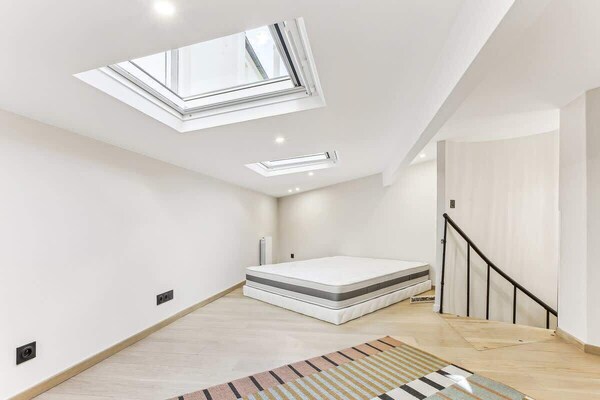 Maison Atypique De 82 M² Sur 4 Niveaux Proche Sain - Villejuif