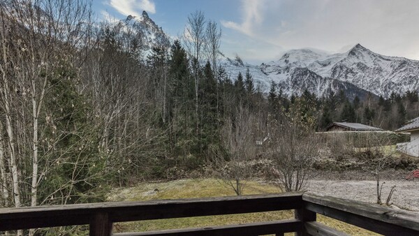 Charming Three Bedroom Chalet Fully Renovated Close To Town. - Chamonix-Mont-Blanc