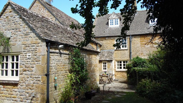 Wyck Cottage - Pet Friendly In Wyck Rissington Near Bourton-on-the-water - Bourton-on-the-Water