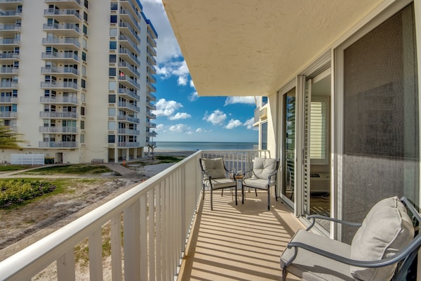 Estero Beach & Tennis Club #101b - Beachside Condo W Great Amenities! - Fort Myers Beach, FL