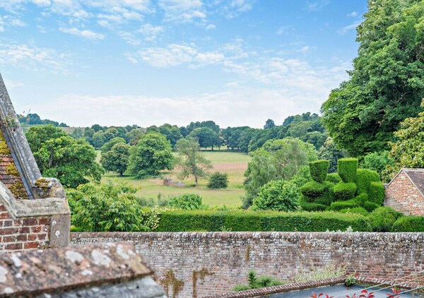 The Barn - Chilham - Two Bedroom House, Sleeps 4 - Faversham
