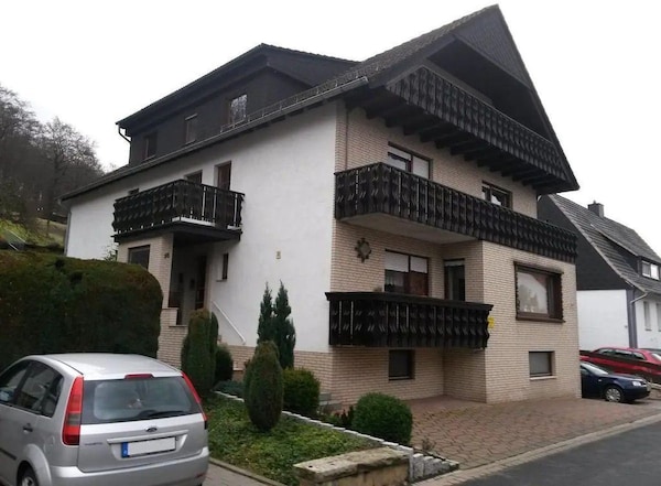 Doppelzimmer, Dusche Und Bad, Wc, Balkon - Ferienwohnung Am Waldrand - Bad Driburg