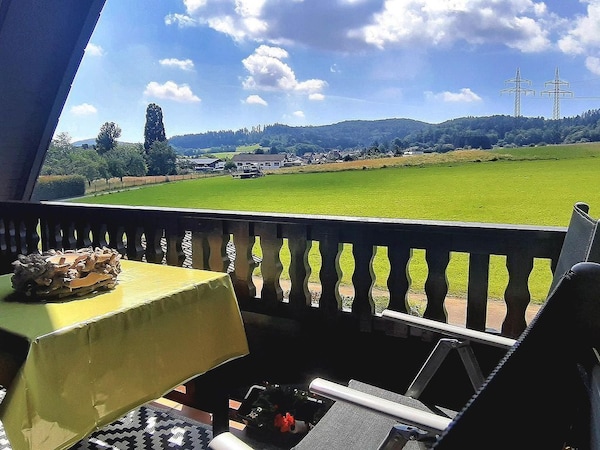 Ferienwohnung Brälu - Ferienwohnung Brälu Mit Loggia Und Balkon - Bad Endbach