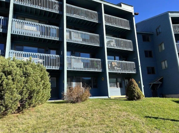 Cozy Ski In/out Brookside 1-bedroom Condo With Wifi In Newry - Newry, ME