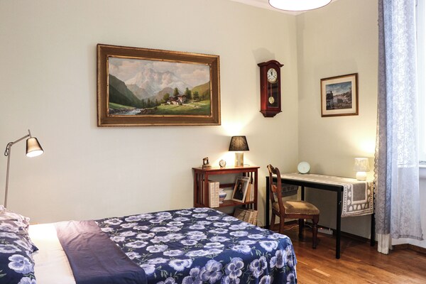 "Experience Classic Italian Charm At Lili's Bnb In Superb Milan" - Mailand