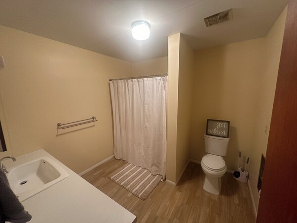 Enchanting 3-bedroom Cabin With Wifi In Polson - Polson, MT