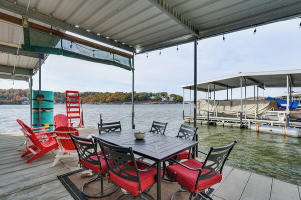 Dock & Kayaks: Lake Ozark Family Retreat - Lake Ozark, MO