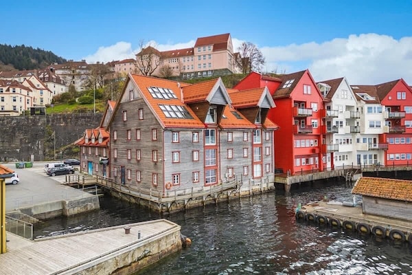 Historical Seaside Apt I 500m To Bryggen - Value! - Bergen
