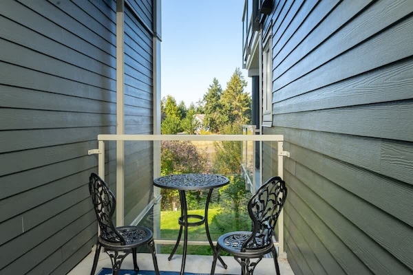 Serenity On The Bay - Studio - Parksville