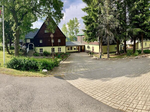 Zweibettzimmer, Dusche Und Bad, Wc, Economy - Pension Zur 23 - Schellerhau