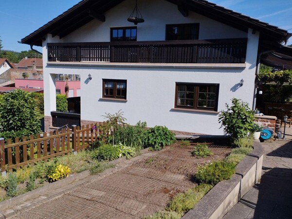 Ferienwohnung Pia - Appartement/fewo, Dusche, Wc, 2 Schlafräume - Mettlach