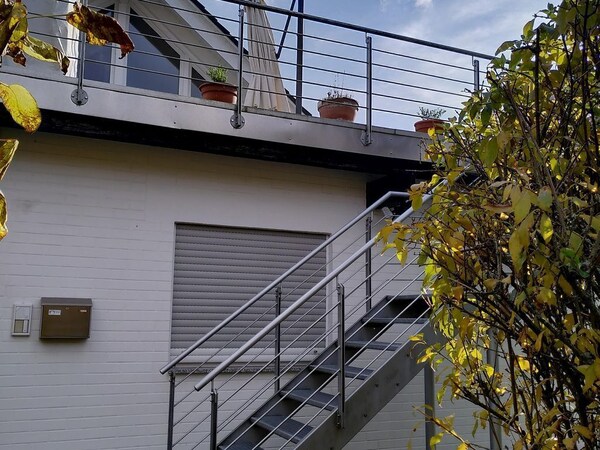 Zweit-traumwohnung - Komfortable Ferienwohnung Mit Großer Terrasse - Marburg