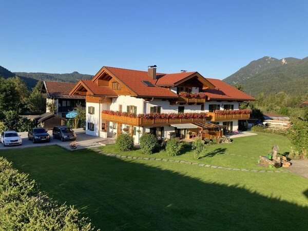 "Nr. 5" Fewo Finzbach, 2 Schlafräume, Du, Wc - Geierstanger, Landhaus - Walchensee