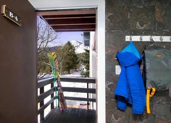 Rmr: Tensleep B4 Condo In Teton Village - Wyoming