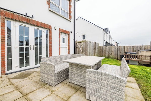 Killyleagh, Co. Down, Northern Ireland - Sloanehill, 8 Guests - Killyleagh (Contractors, Tourists, - Strangford