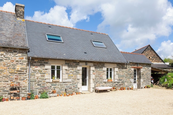 Maison De Vacances 'Le Gîte De Blandine 2' Avec Terrasse Privée, Jardin Partagé Et Wi-fi - Pont-l'Abbé