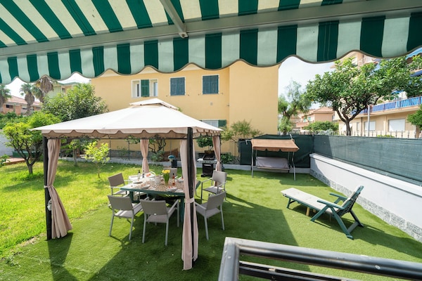 Ferienhaus 'Villa Verde - 300m Vom Meer' Mit Privatem Garten, Wi-fi Und Klimaanlage - Bordighera
