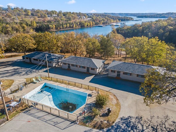 Cozy Condo In Kimberling City-table Rock Lake Access/views-boat Dock-free Attraction Tickets - Kimberling City, MO