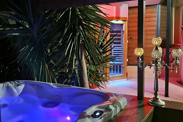 Holiday Home 'Le Cocon Marseillais' With Mountain View, Wi-fi And Air Conditioning - Marseille