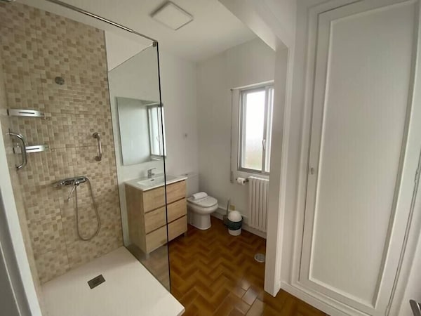 Magnífica Casa Independiente By Bebalmy - Santiago de Compostela