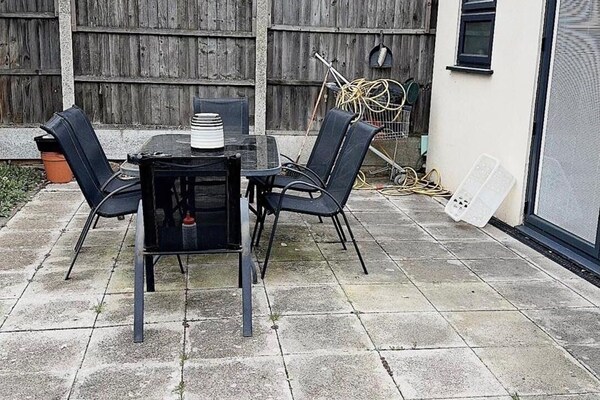 4 Bed House-garden-parking-15 Min Elizabeth Line - Dagenham