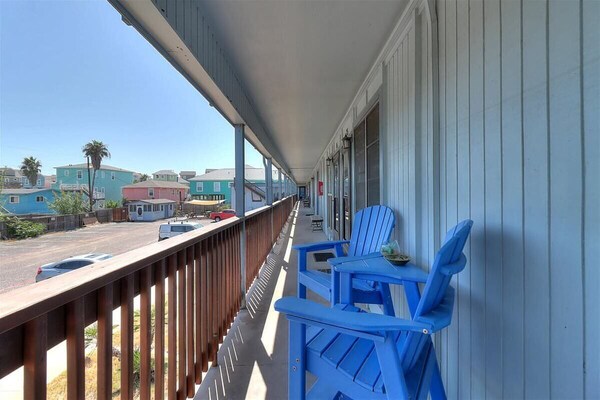 Cozy 1 Bedroom | Budget Friendly - Port Aransas, TX