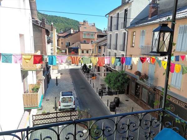 L'escale Historic City Center Rated 3 Stars. - Gap