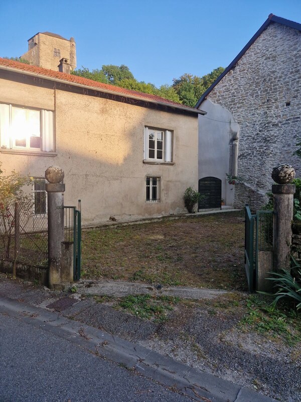 "La Tour", Logement Cosy, Au Calme. - Ambérieu-en-Bugey