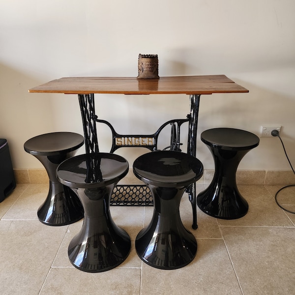 Artistic Private Studio, Sleeps 4 - Parramatta\n - Parramatta
