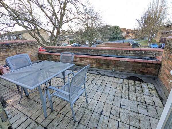 A&a Apartment Basildon With Free Parking - Basildon