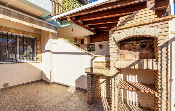 Lovely Home In San Pedro Del Pinatar - Pilar de la Horadada