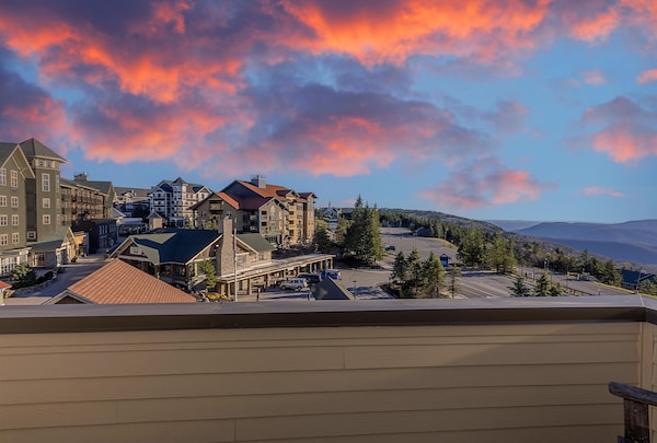 Sl 407: Unbeatable Village & Majestic Mountain Views!  Free Hot Tub! - West Virginia