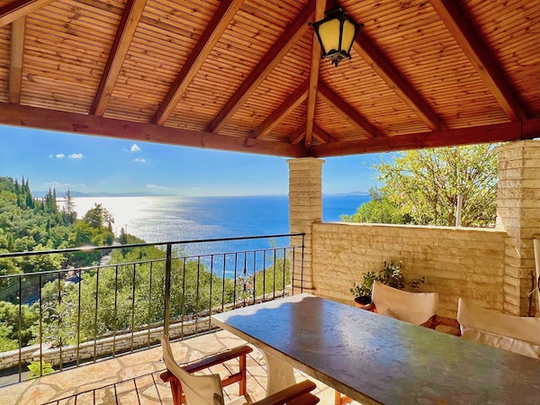 Villa Kaminaki Panorama With Private Pool - Ksamil