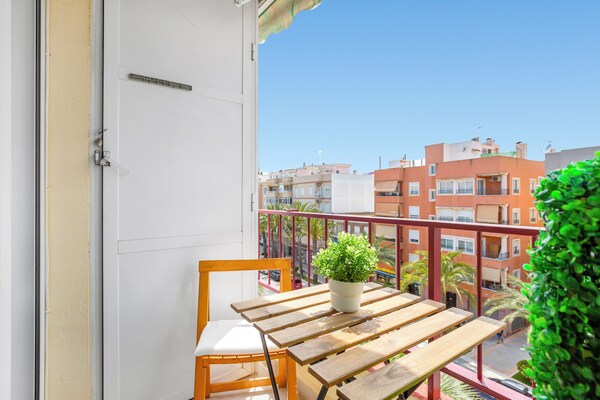 ¡Oasis La Marina: Tu Oasis De Paz Junto Al Mar! - La Marina