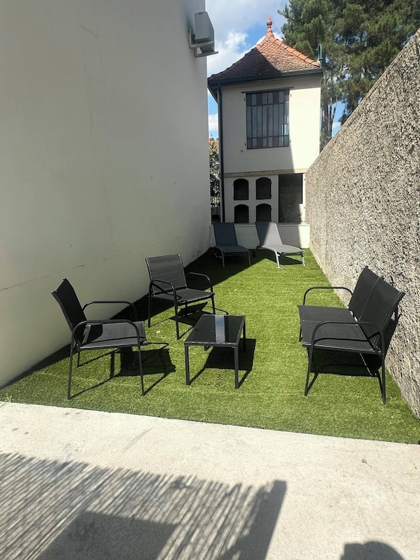 Condrieu Appartement Rez De Jardin Avec Stationnement Privé Clos - Condrieu