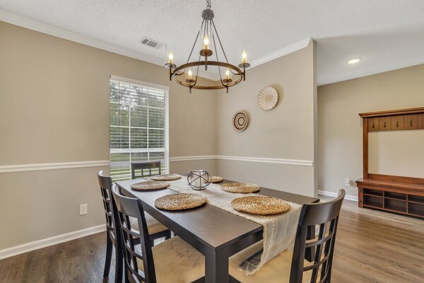 Cozy Retreat Near Savannah - Richmond Hill, GA