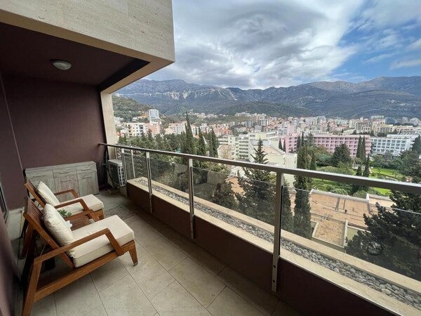 Harmonia Budva 1 - Apartment With Sea View\n - 布德瓦