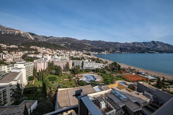 Harmonia Budva 1 - Apartment With Sea View\n - Budva