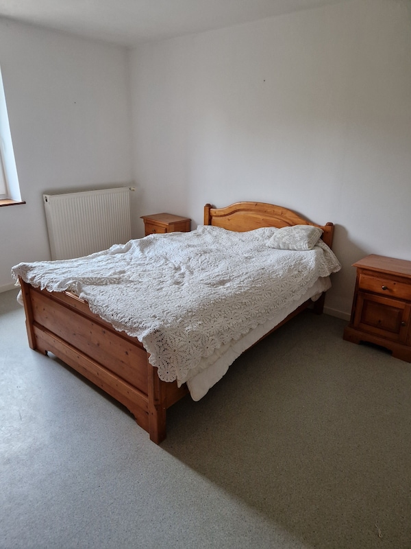 Rooms For Rent Vendresse Region 2 Bedrooms Upstairs Plus A Living Room Ground Floor Land, - Ardennen