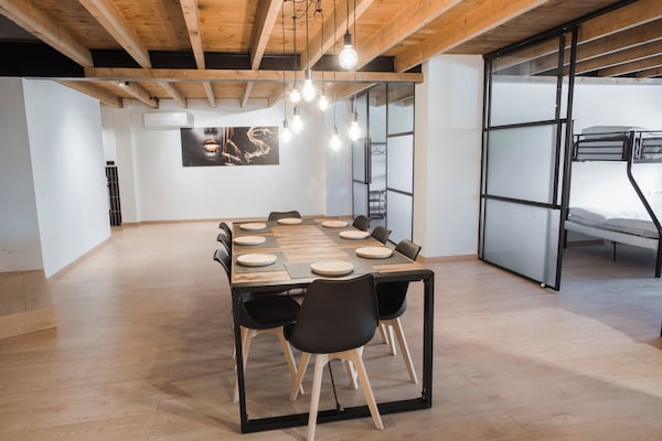 Manresa Industrial Home - Manresa