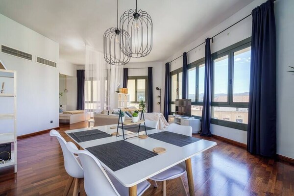 Modern Loft With The Best Views Of The City - Manresa