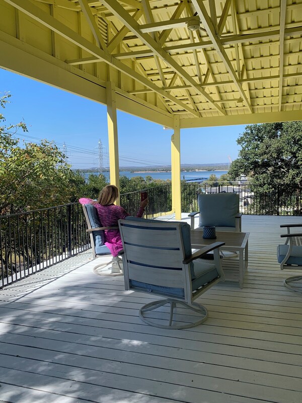 Yellow Rose Of Texas At Lake Lbj/horseshoe Bay ~ Cottonwood Shores Grt Location - Marble Falls, TX