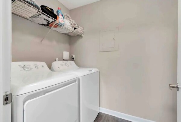 Charming 2-bedroom Apartment Retreat, In Enjoyable Marietta - Marietta, GA