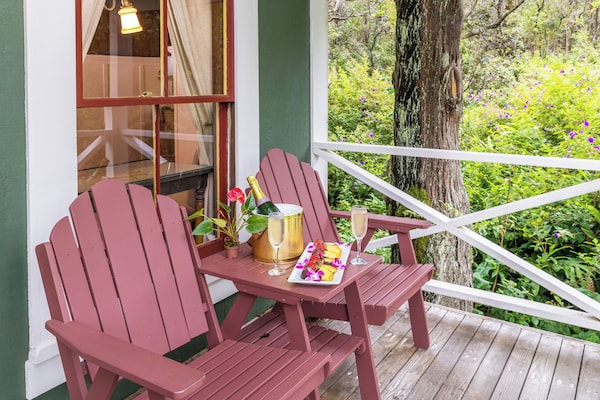 Private Cottage At Boutique Hotel In Volcano Village - 하와이