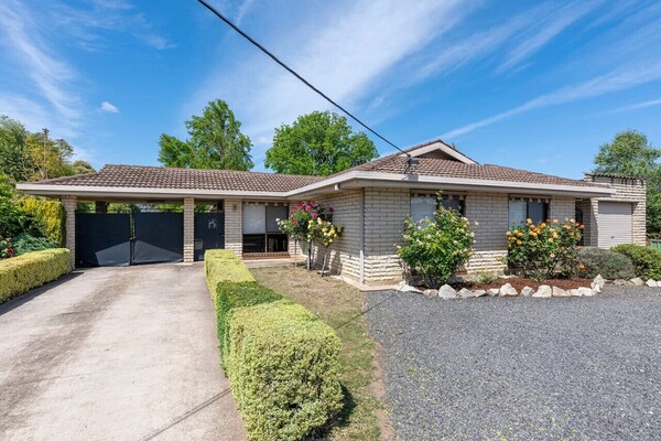Elegant Country Escape - Horsham