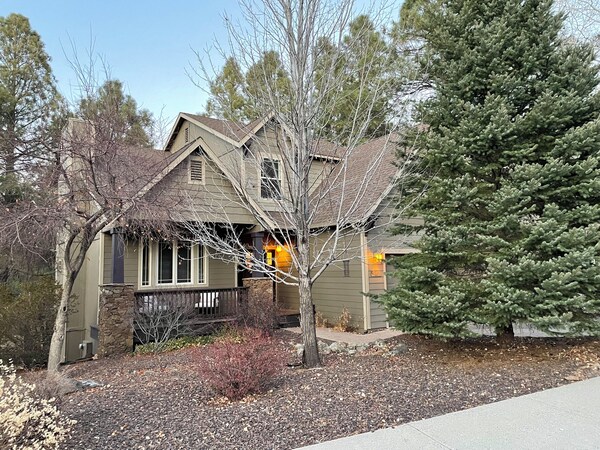 Charming & Cozy Home In Ponderosa Trails, Flagstaff, Az - Flagstaff, AZ