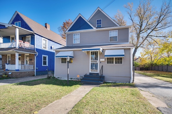 8 Mi To Dtwn: Cleveland Family Home - Shaker Heights, OH